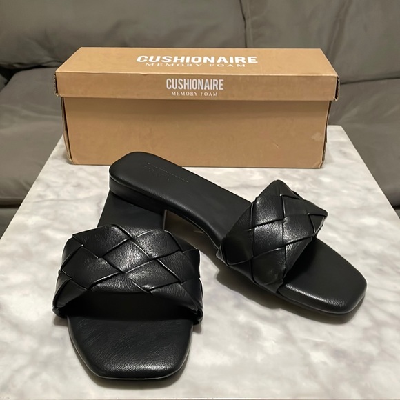 Cushionaire | Shoes | Woven Slides Size 9w Black | Poshmark
